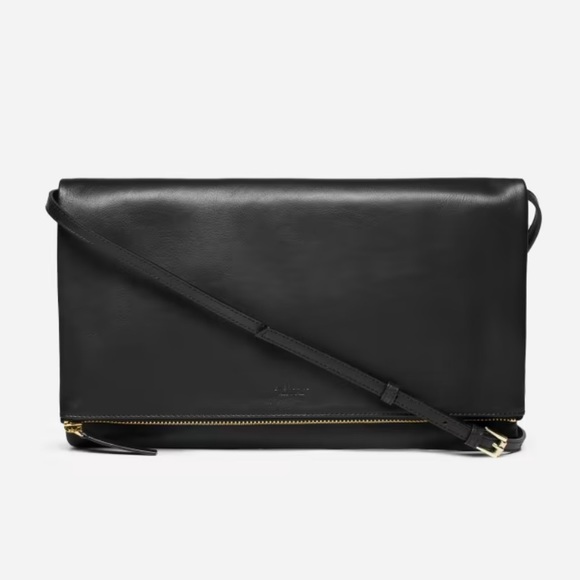 Everlane | Bags | Everlane The Foldover Crossbody Black Shoulder Bag ...